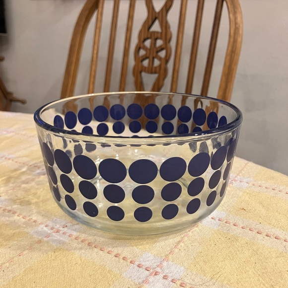 Pyrex | Kitchen | Clear Pyrex Bowl With Blue Polka Dots | Poshmark